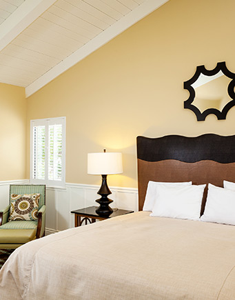 Hotel in Pacific Grove CA | Lighthouse Lodge & Cottages
